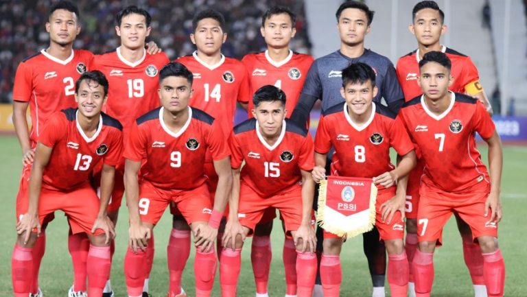 Sejarah dan Perkembangan Sepak Bola di Indonesia - Haluan Lifestyle