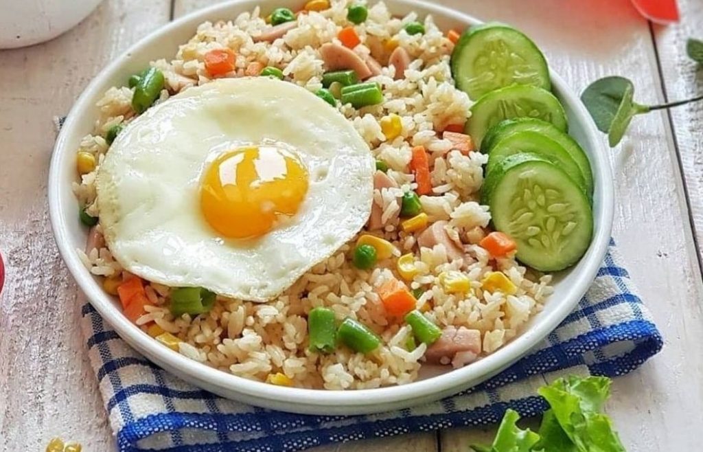 Cara Membuat Nasi Goreng Sehat dan Enak - Haluan Lifestyle